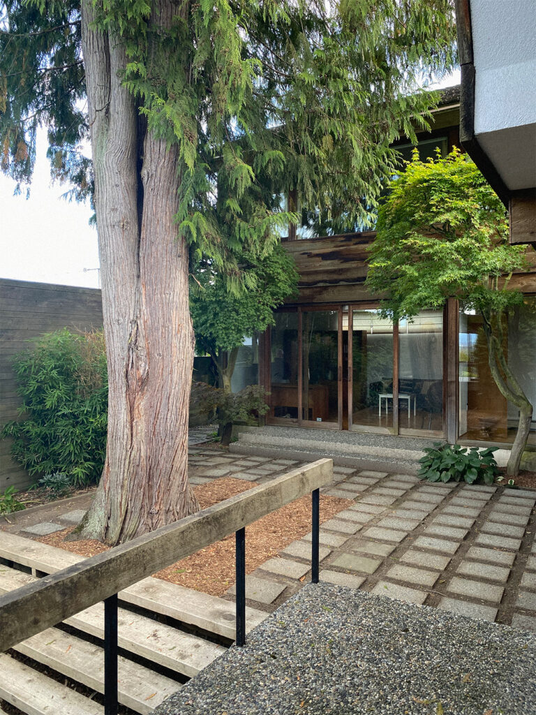 Metal House | West Coast Modern League