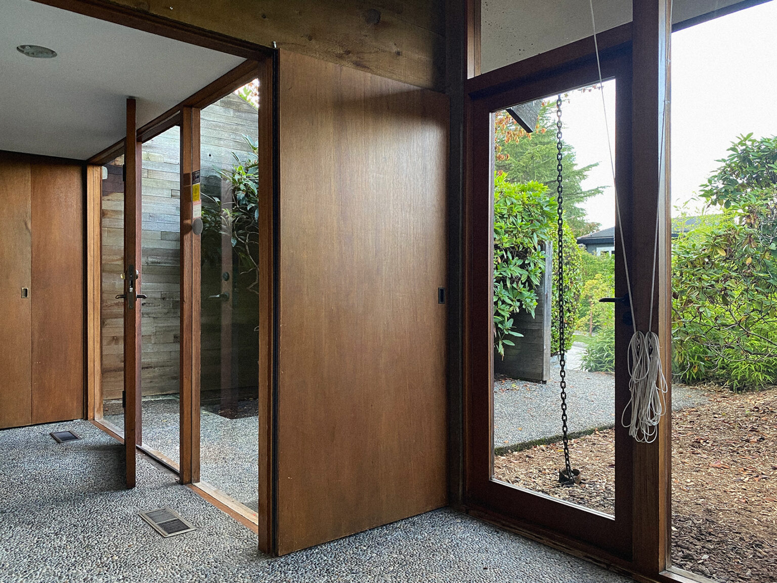 Metal House | West Coast Modern League